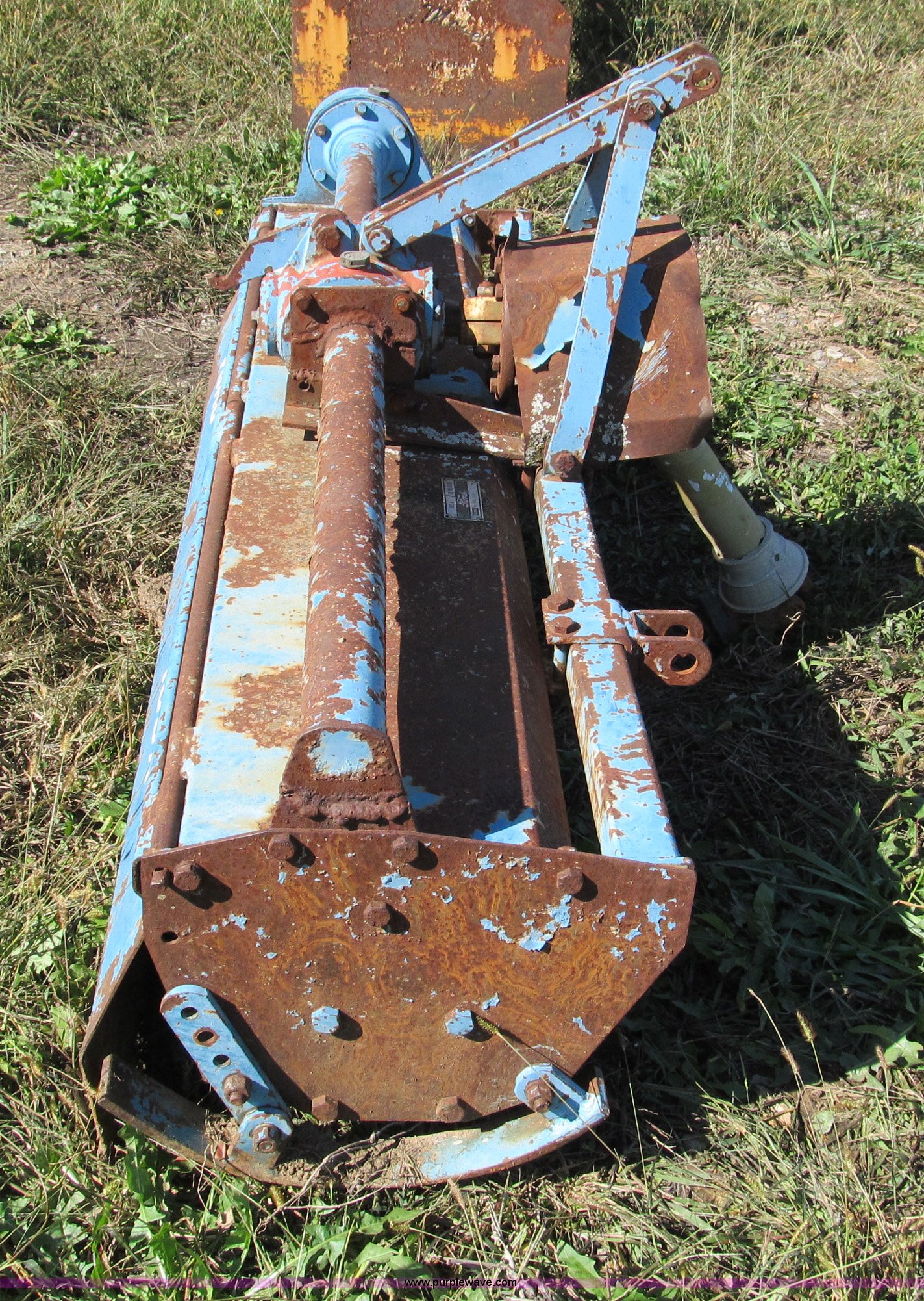 Ford 105A 5' tiller in Warrensburg, MO | Item E5575 sold | Purple Wave