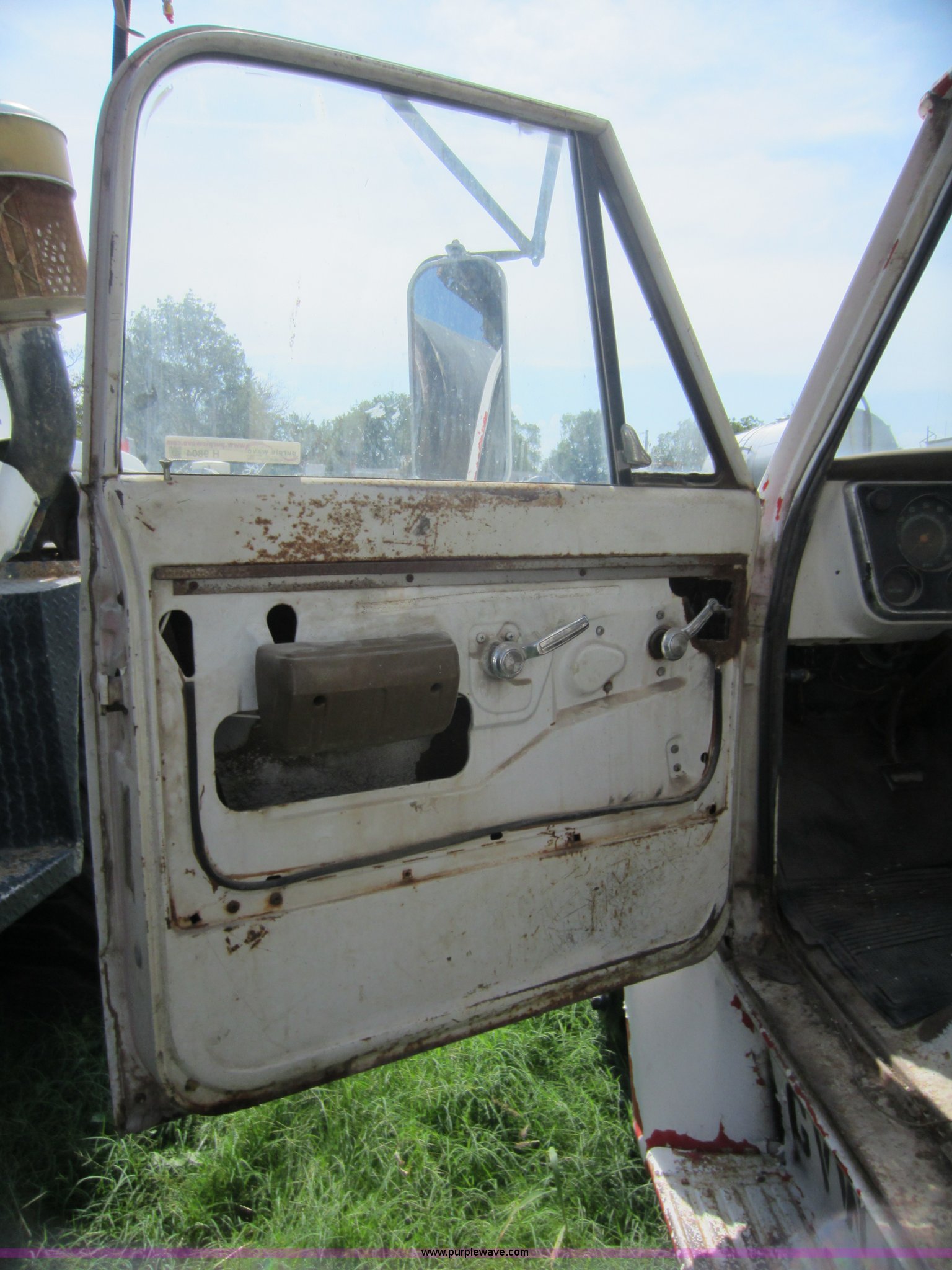 1969 Chevrolet C50 truck in Girard, KS | Item H9804 sold | Purple Wave