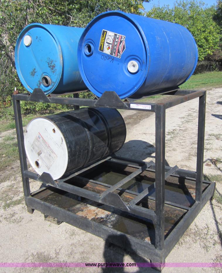 55 gallon drum rack in Iola, KS | Item H9814 sold | Purple Wave