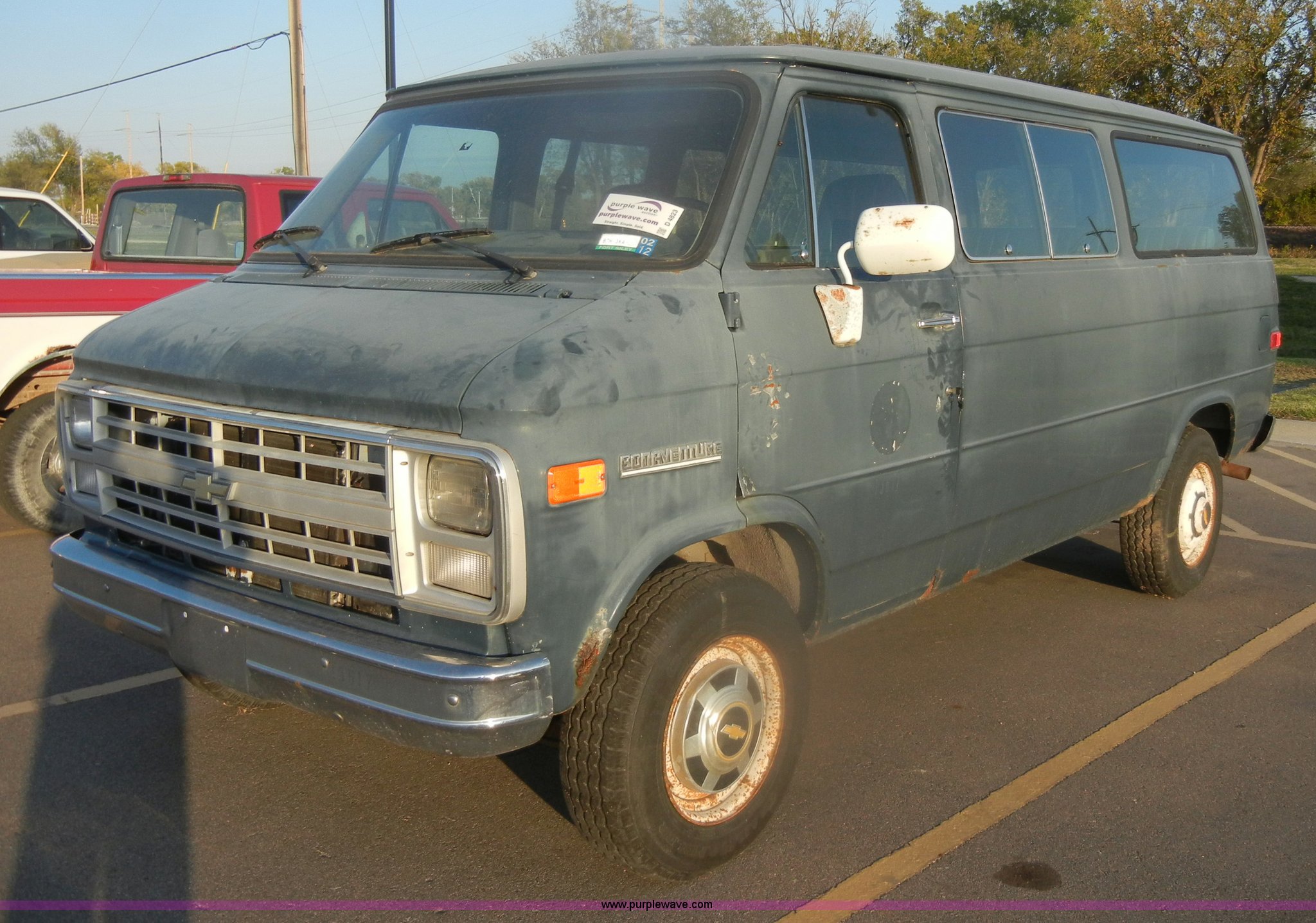1988 Chevrolet G30 van in Manhattan, KS | Item D4823 sold | Purple Wave