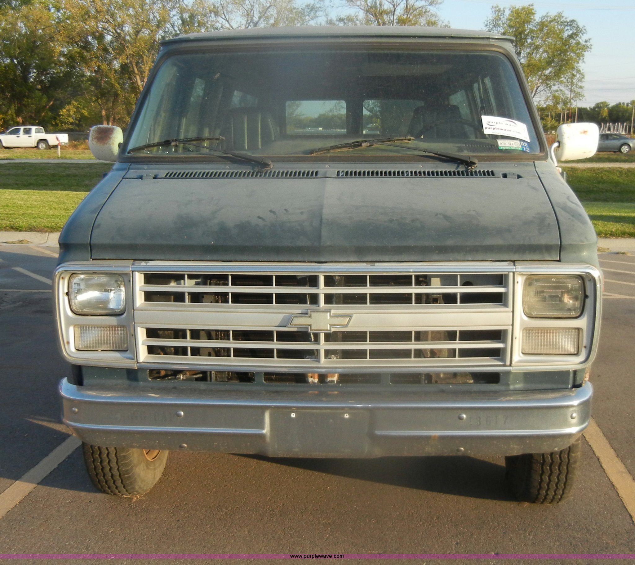 1988 Chevrolet G30 van in Manhattan, KS | Item D4823 sold | Purple Wave