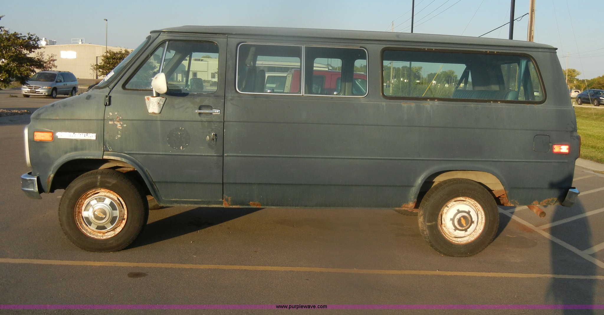1988 Chevrolet G30 van in Manhattan, KS | Item D4823 sold | Purple Wave