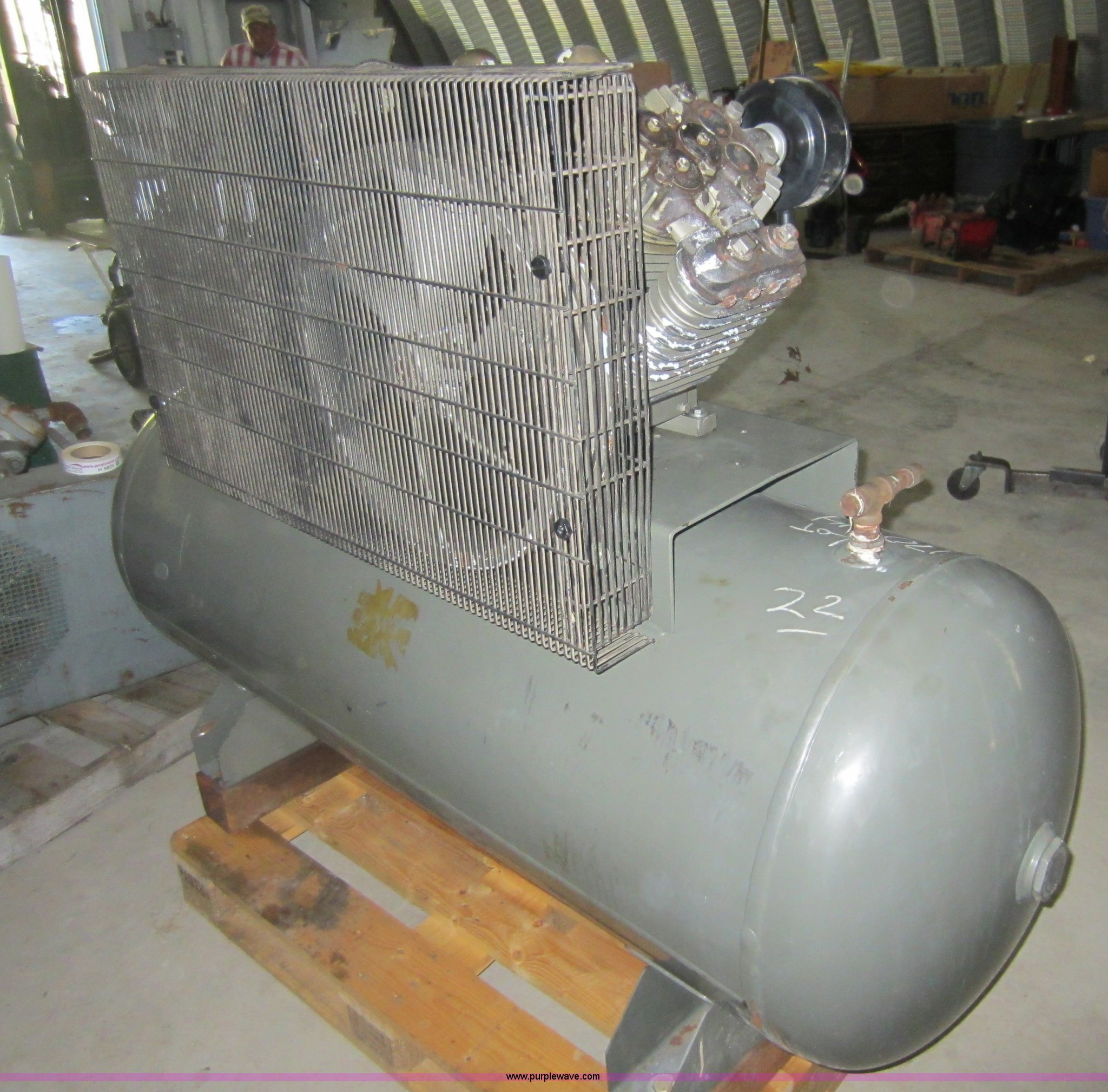 American IMC air compressor in Iola, KS | Item H9825 sold | Purple Wave