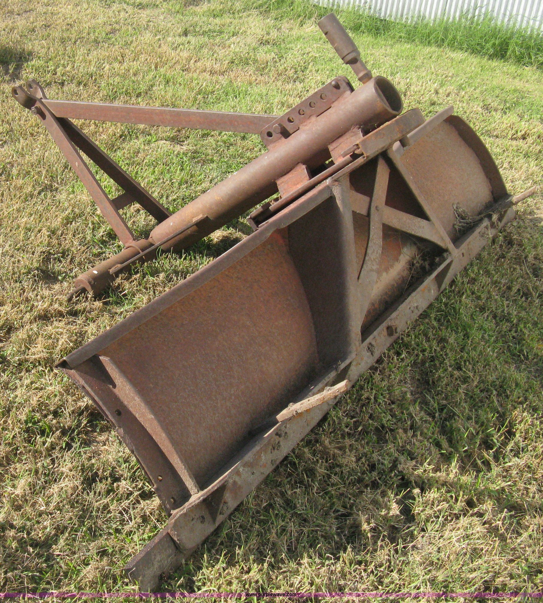 Dearborn three point scraper blade in Sedgwick, KS | Item M9040 sold ...