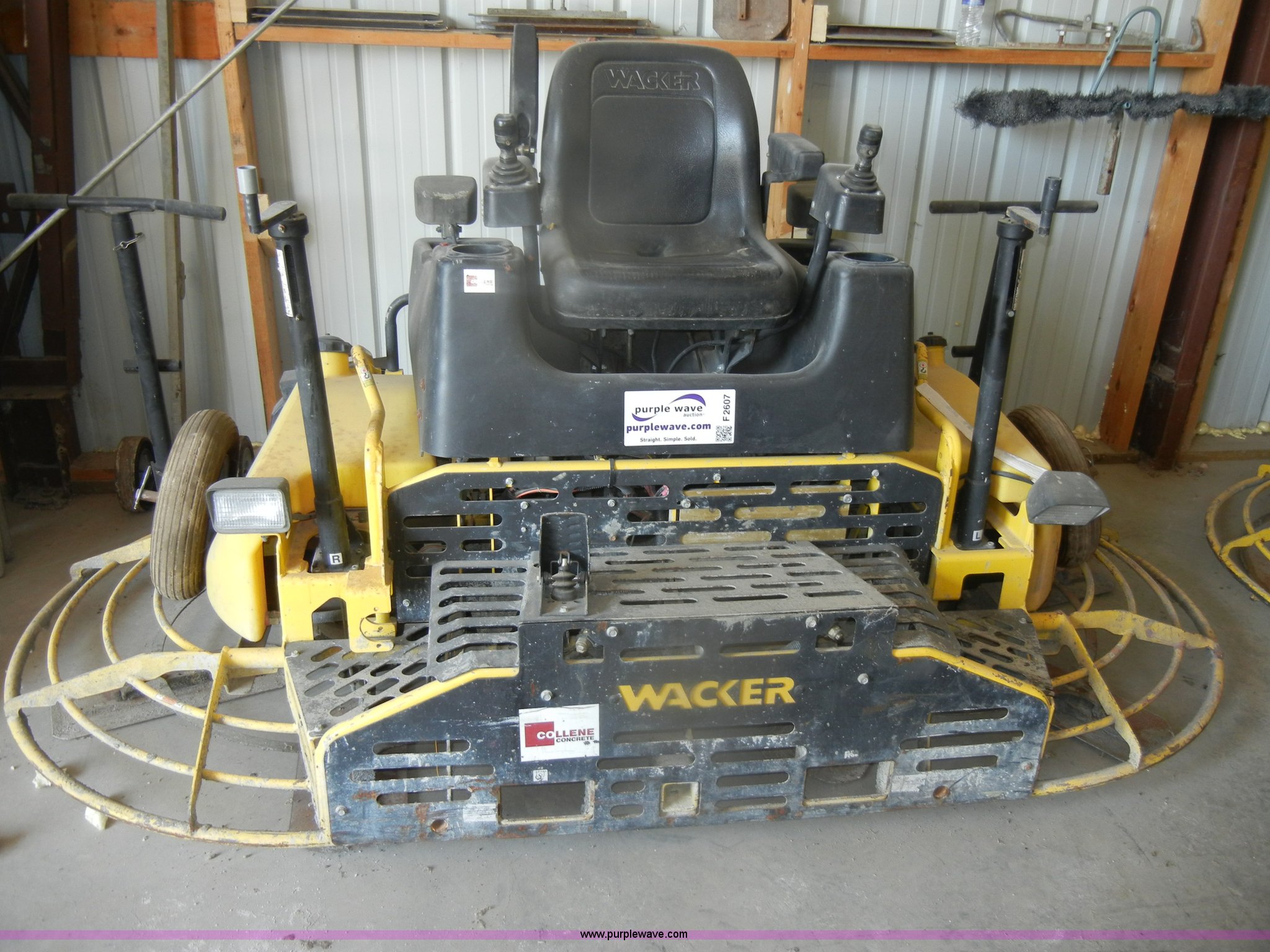 Wacker ride-on power trowel in Lansing, KS | Item F2607 sold | Purple Wave