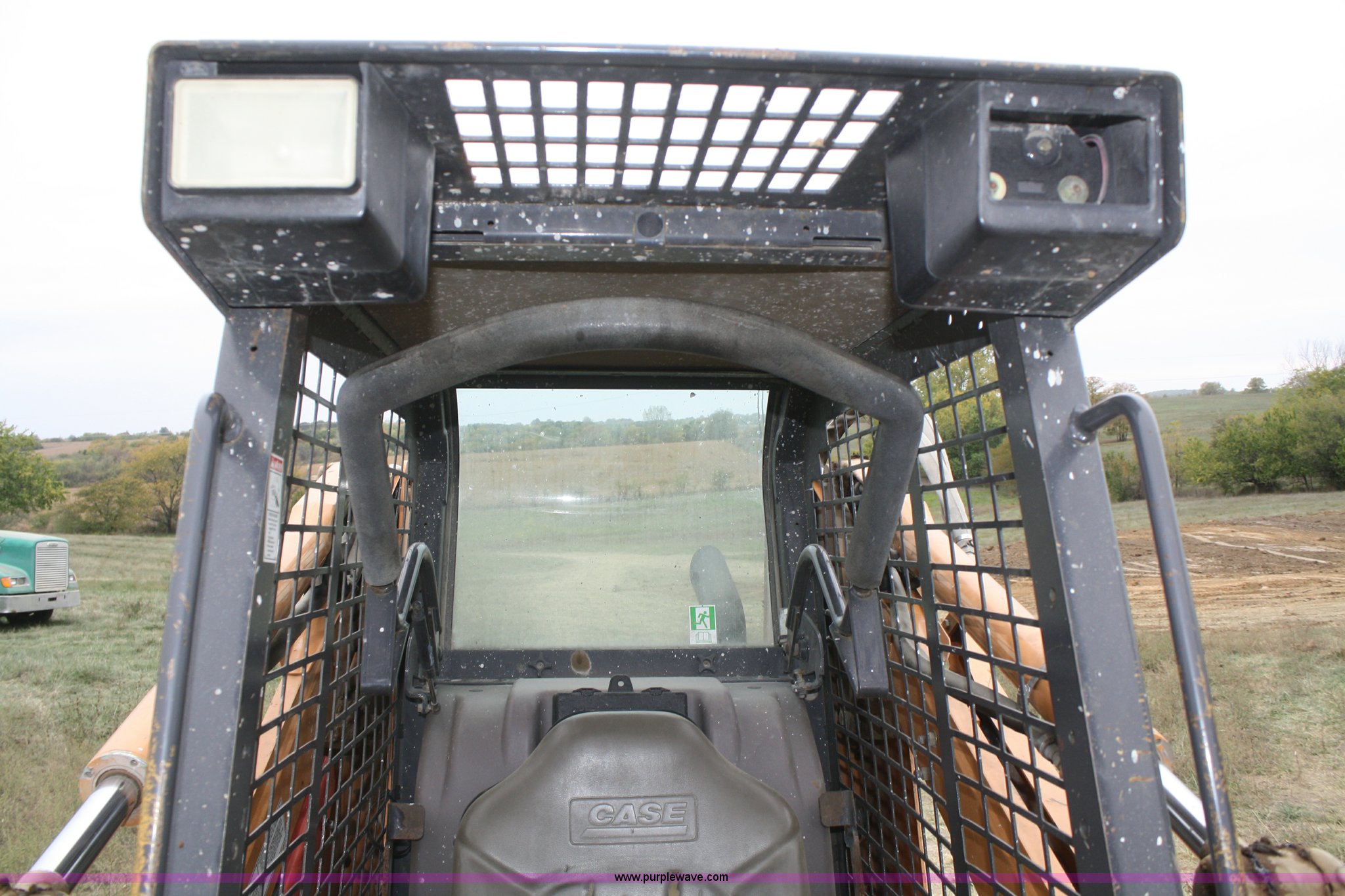 2002 Case 90XT skid steer in Lansing, KS | Item F2661 sold | Purple Wave