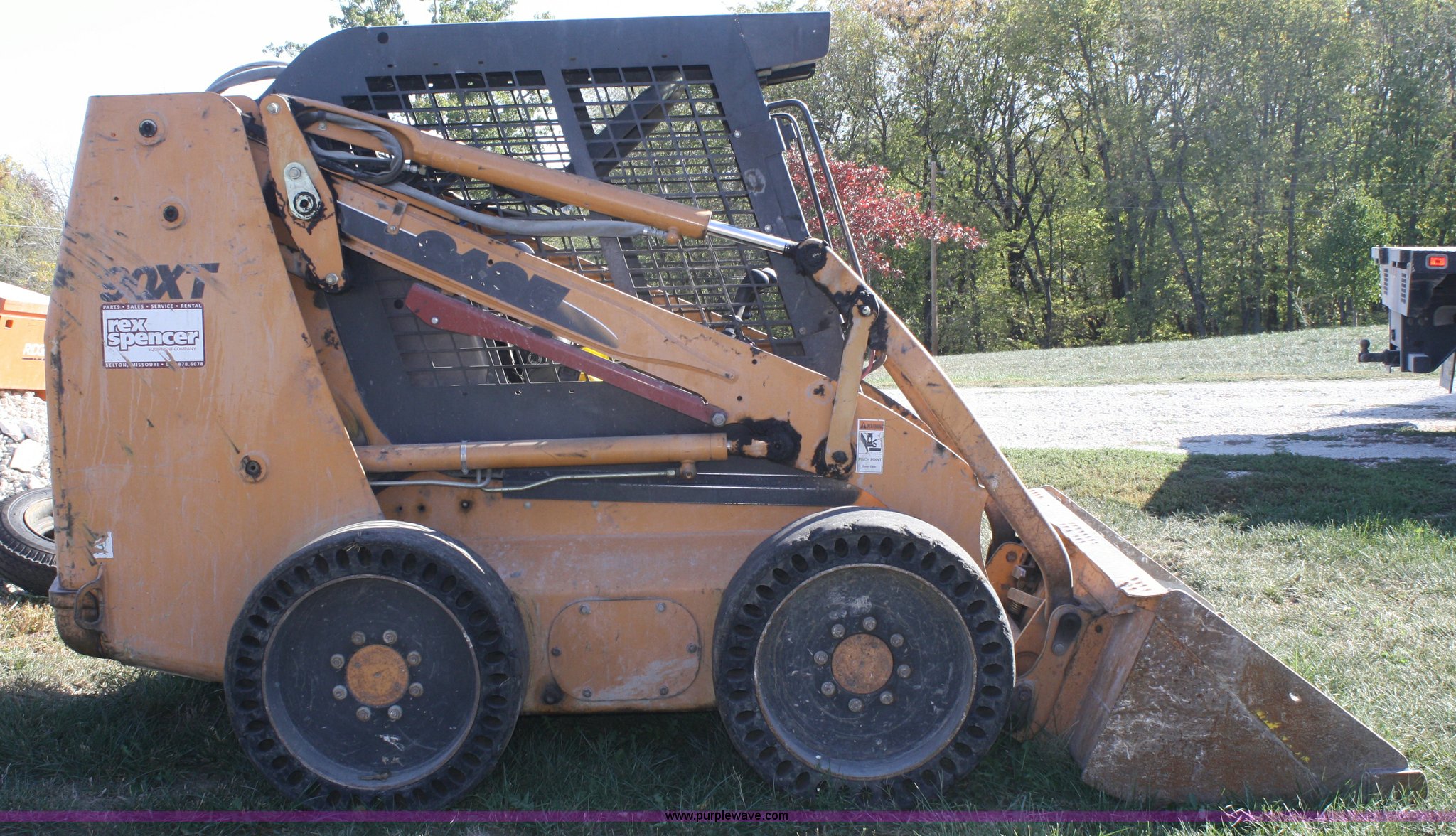 Case 90XT skid steer in Lansing, KS | Item F2662 sold | Purple Wave