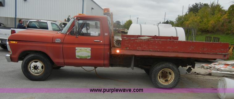 1978 Ford F350 Custom flatbed pickup truck in Kansas City, KS | Item ...
