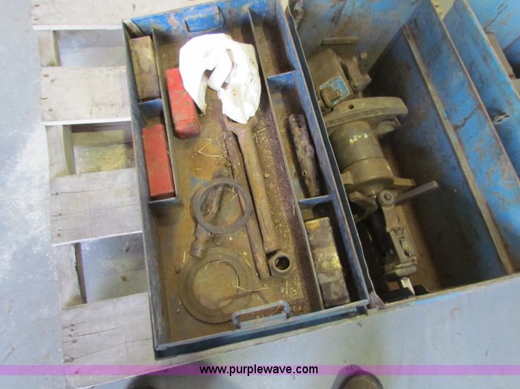 Mueller B-100 drilling and tapping machine in Winfield, KS | Item V9349 ...