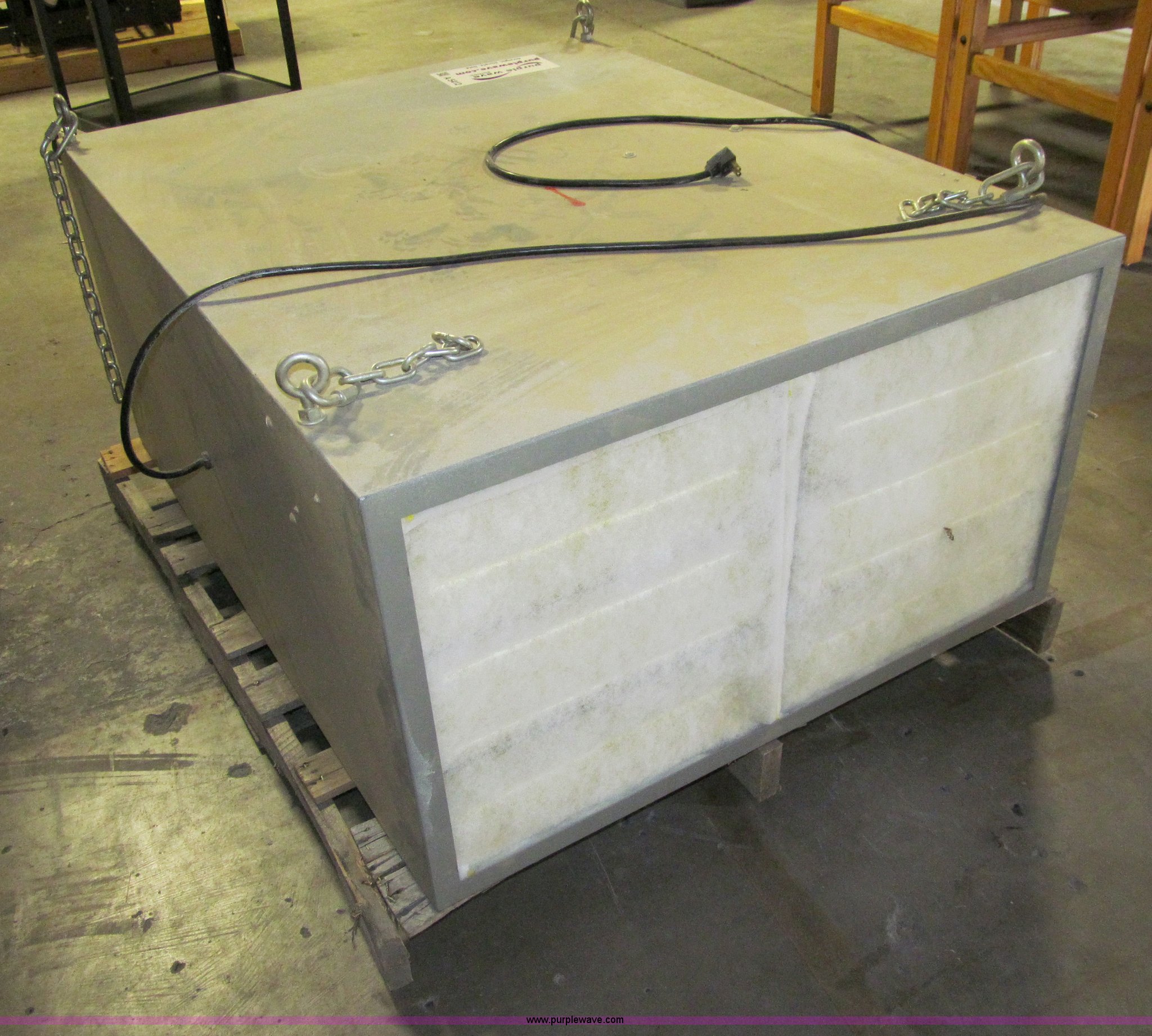 Smokeeter in Des Moines, IA | Item A5412 sold | Purple Wave