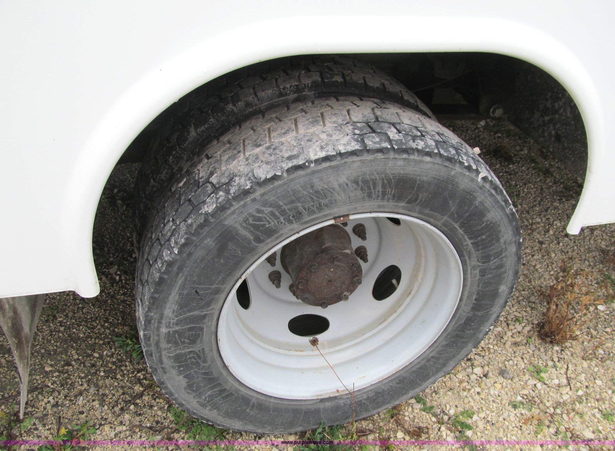 2006 Ford F550 XL Super Duty service truck in Oak Creek, WI | Item ...