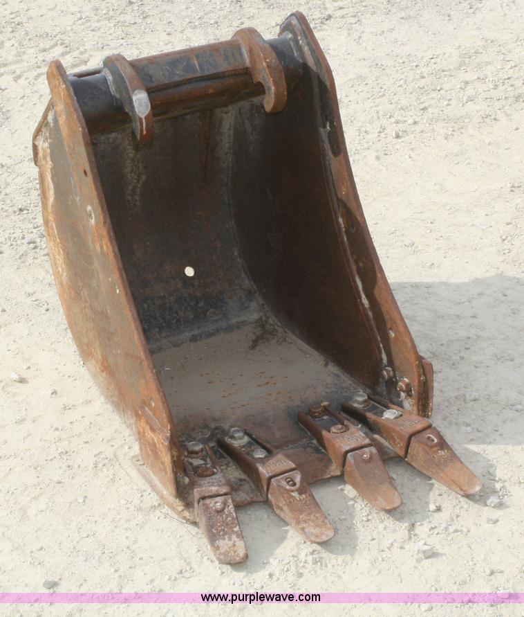 Bobcat 18" mini excavator bucket in Manhattan , KS | Item U9669 sold ...