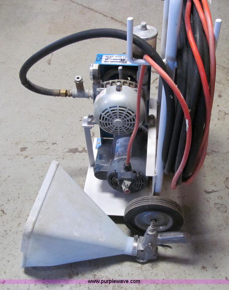 Kraft portable drywall texture machine in Bloomfield, IA | Item R9028 ...