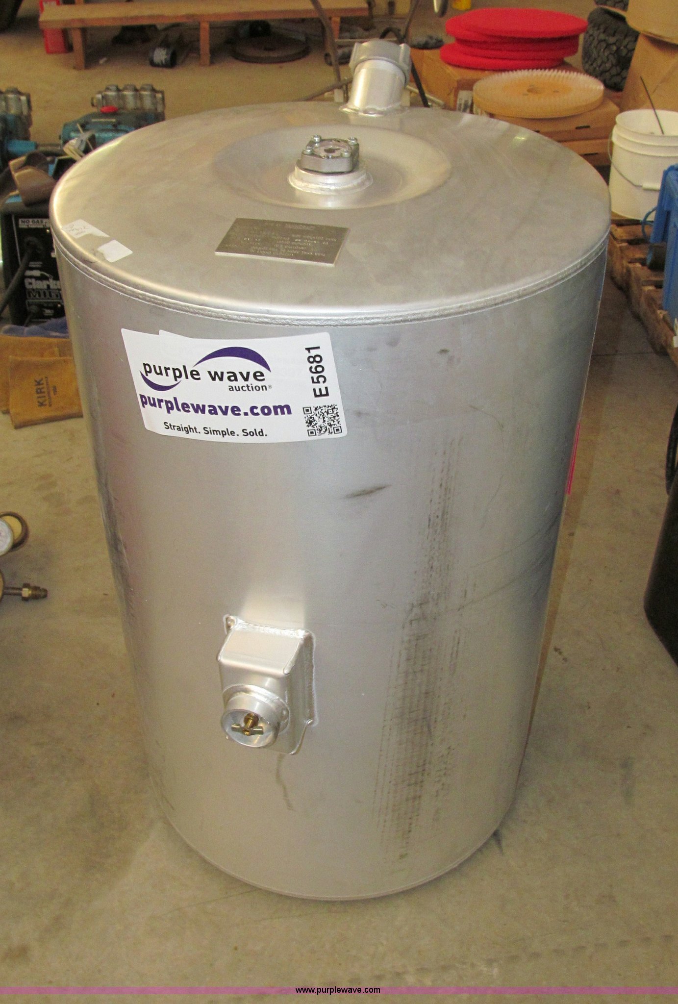 Tankcraft 50 gallon aluminum truck fuel tank in Grain Valley, MO | Item ...