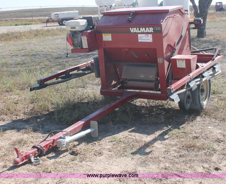 Valmar 1255PT granular applicator in Garden City, KS | Item C2882 sold ...