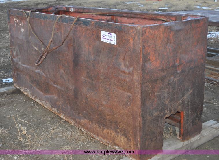 Trench box pipe pusher in Rapid City, SD | Item C3221 sold | Purple Wave