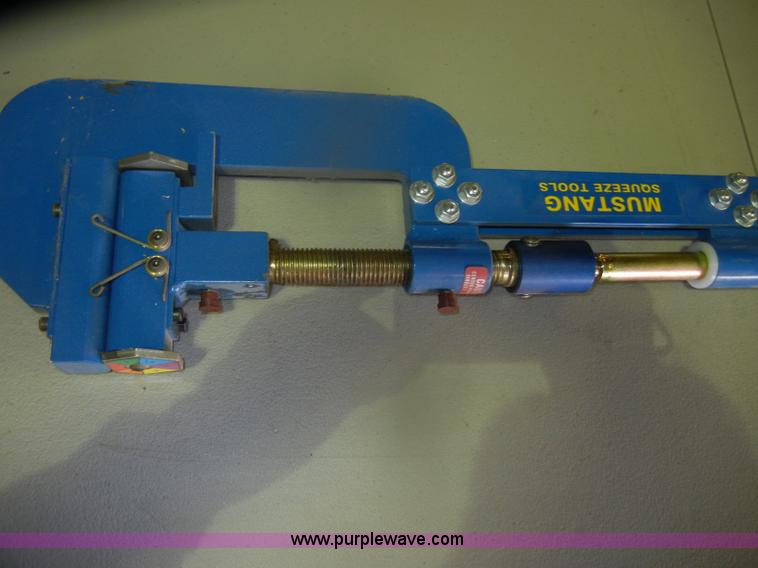 Mustang gas line squeeze off tool in Rapid City, SD | Item O9712 sold ...