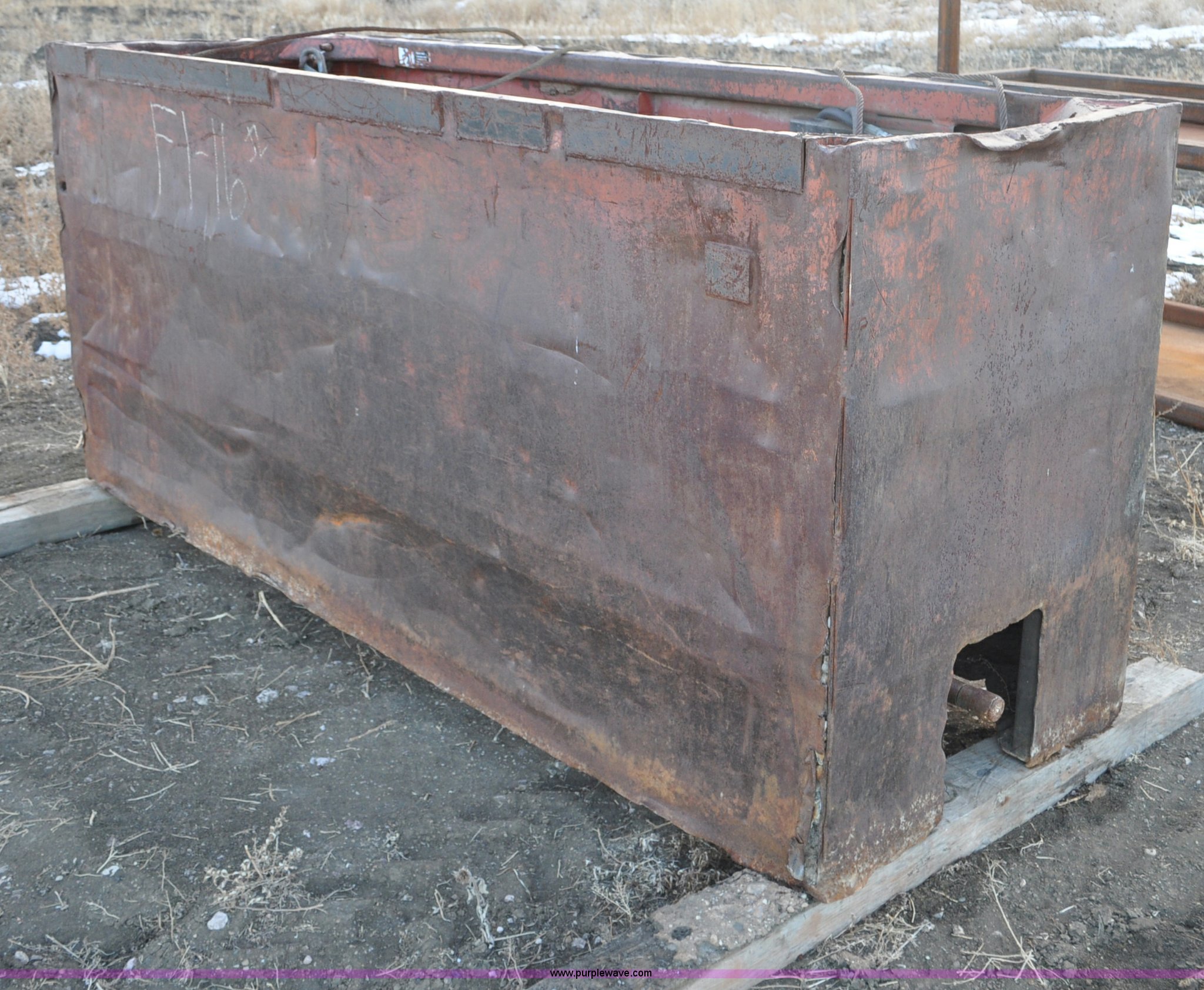 Trench box pipe pusher in Rapid City, SD | Item C3221 sold | Purple Wave