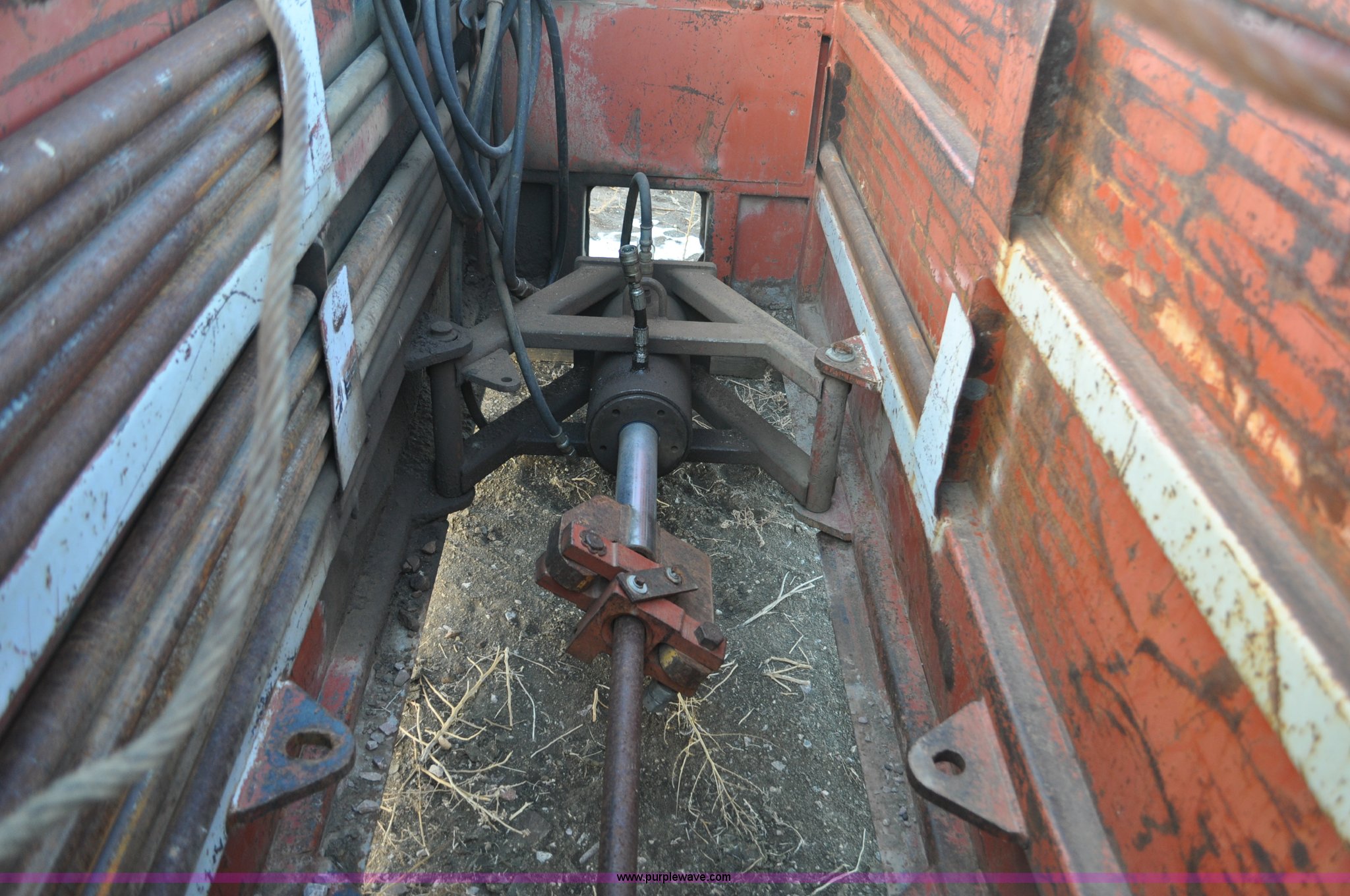 Trench box pipe pusher in Rapid City, SD | Item C3221 sold | Purple Wave