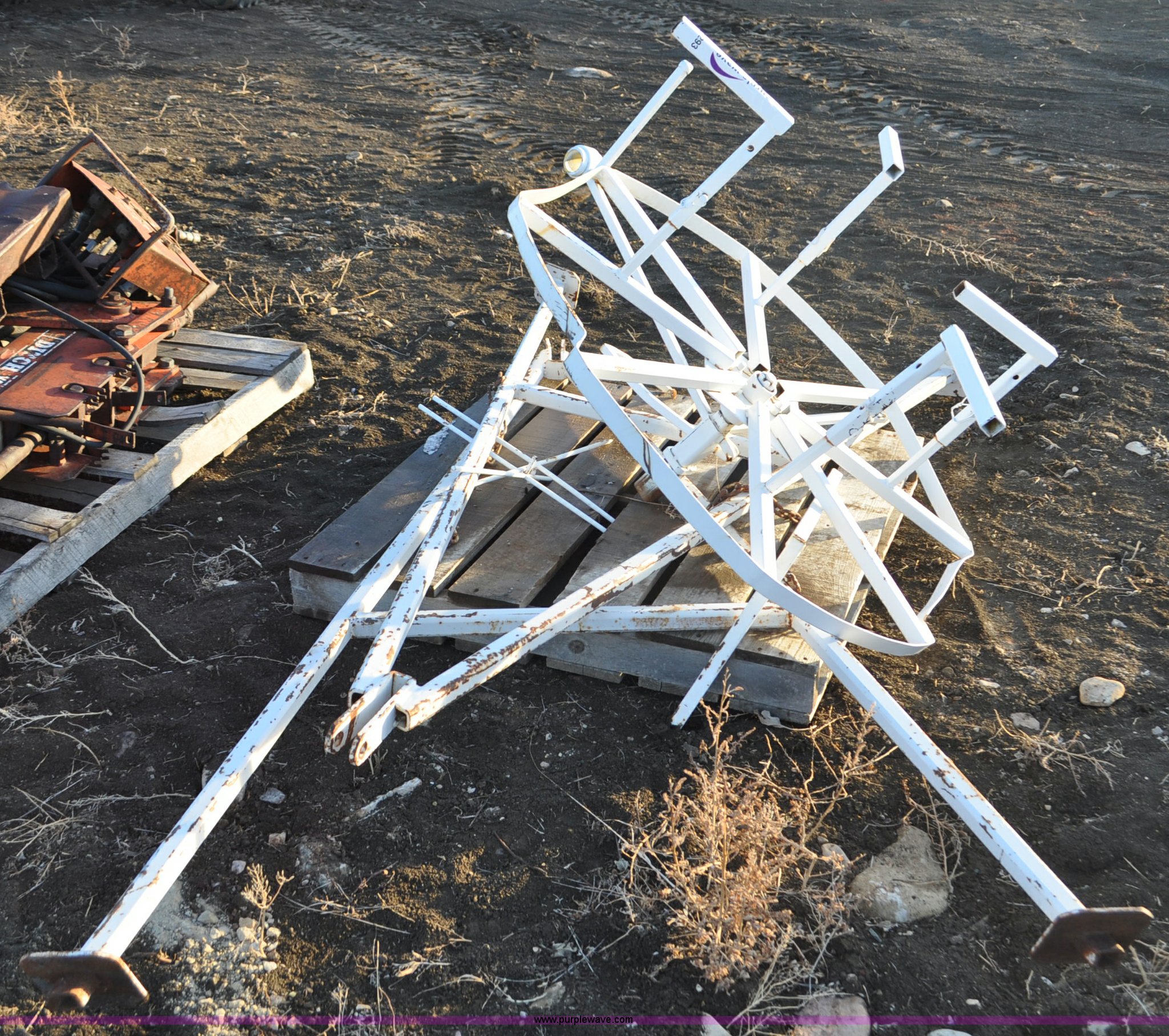 Spool roller with tripod in Rapid City, SD | Item C3293 sold | Purple Wave