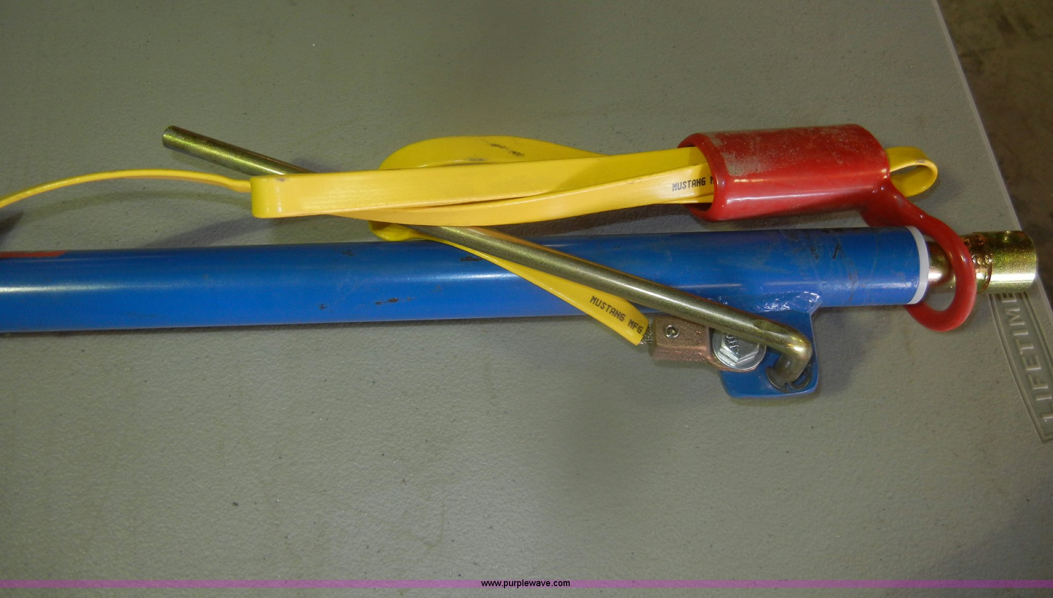 Mustang gas line squeeze off tool in Rapid City, SD | Item O9712 sold ...