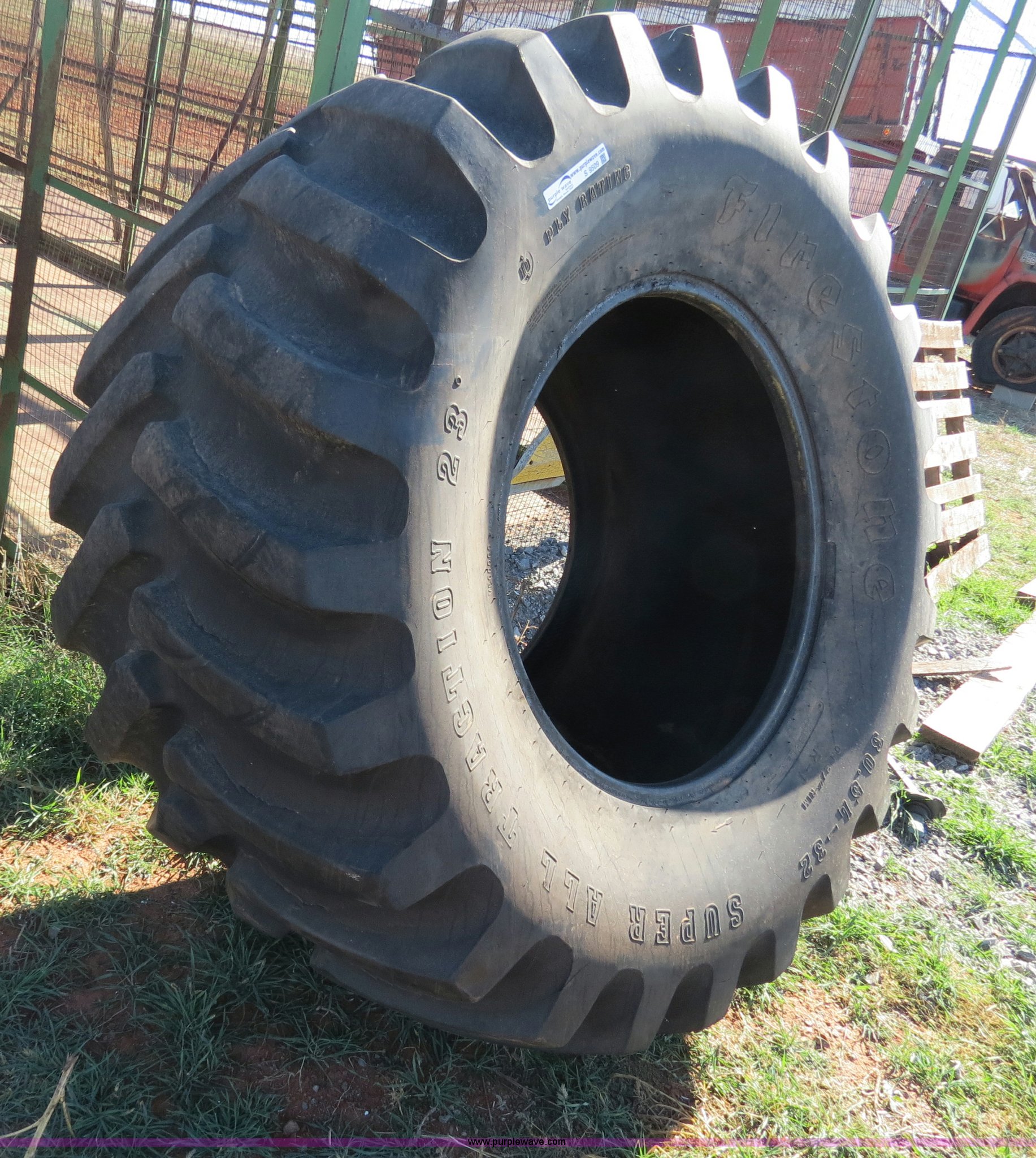 Firestone Super All Traction 23 degree 30.5L-32 tire in Elk City, OK ...