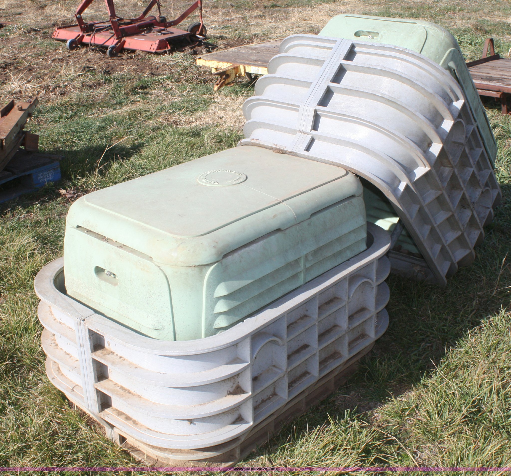 (2) telecommunications vaults in Colony, KS | Item O9798 sold | Purple Wave