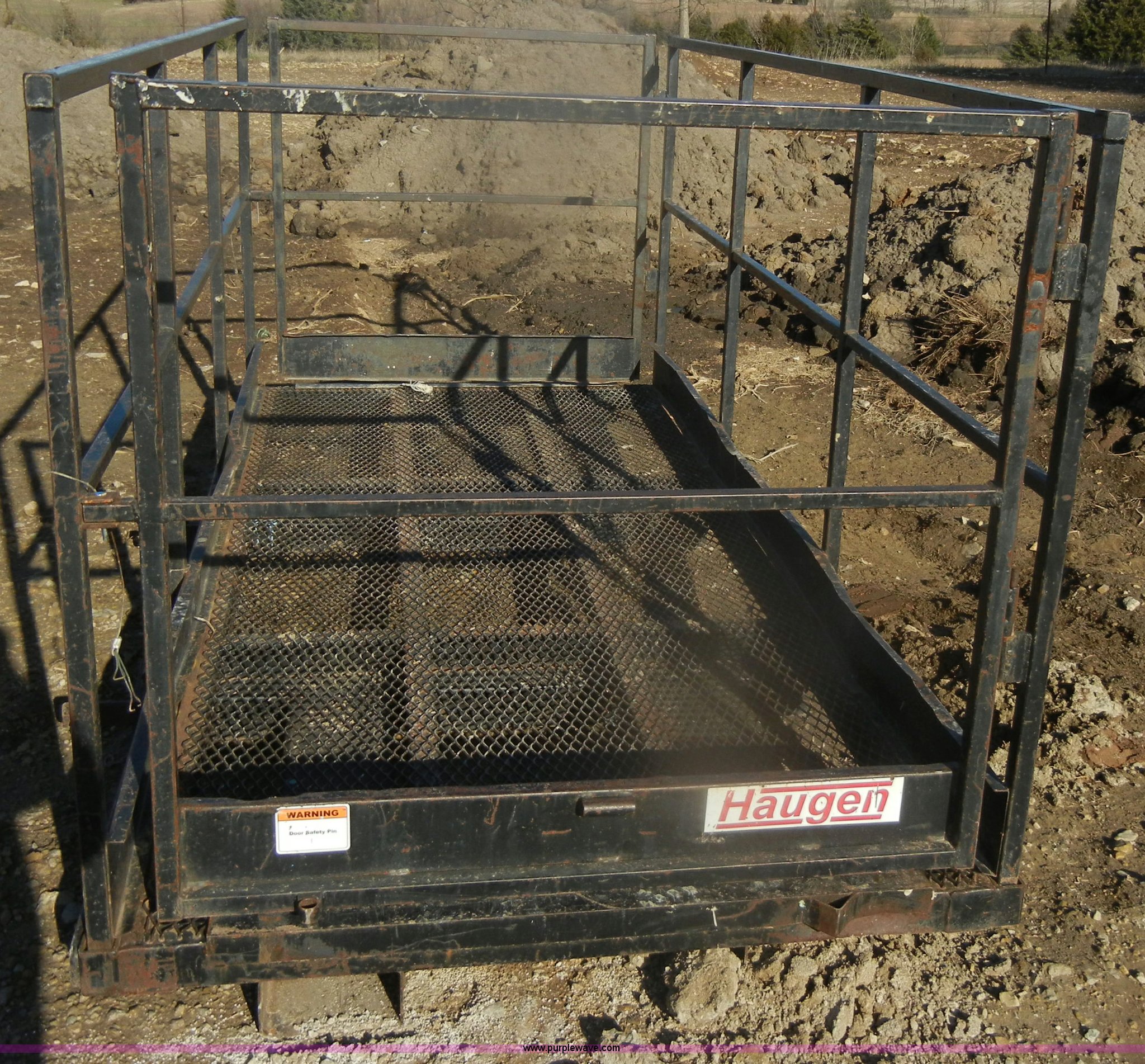 Haugen telehandler man cage in Junction City, KS | Item O9614 sold ...