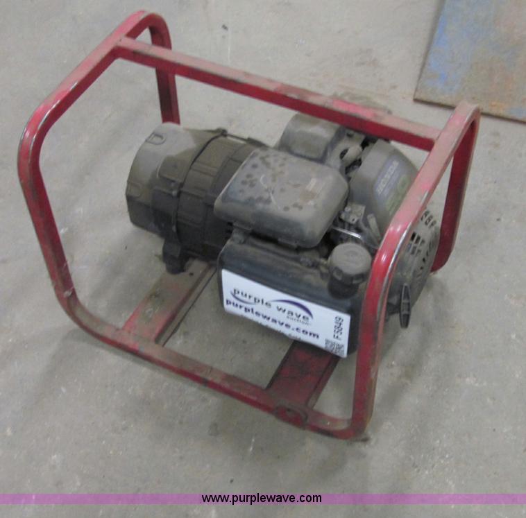 Generac SU-2400 portable generator in Winona, MN | Item F5849 sold ...