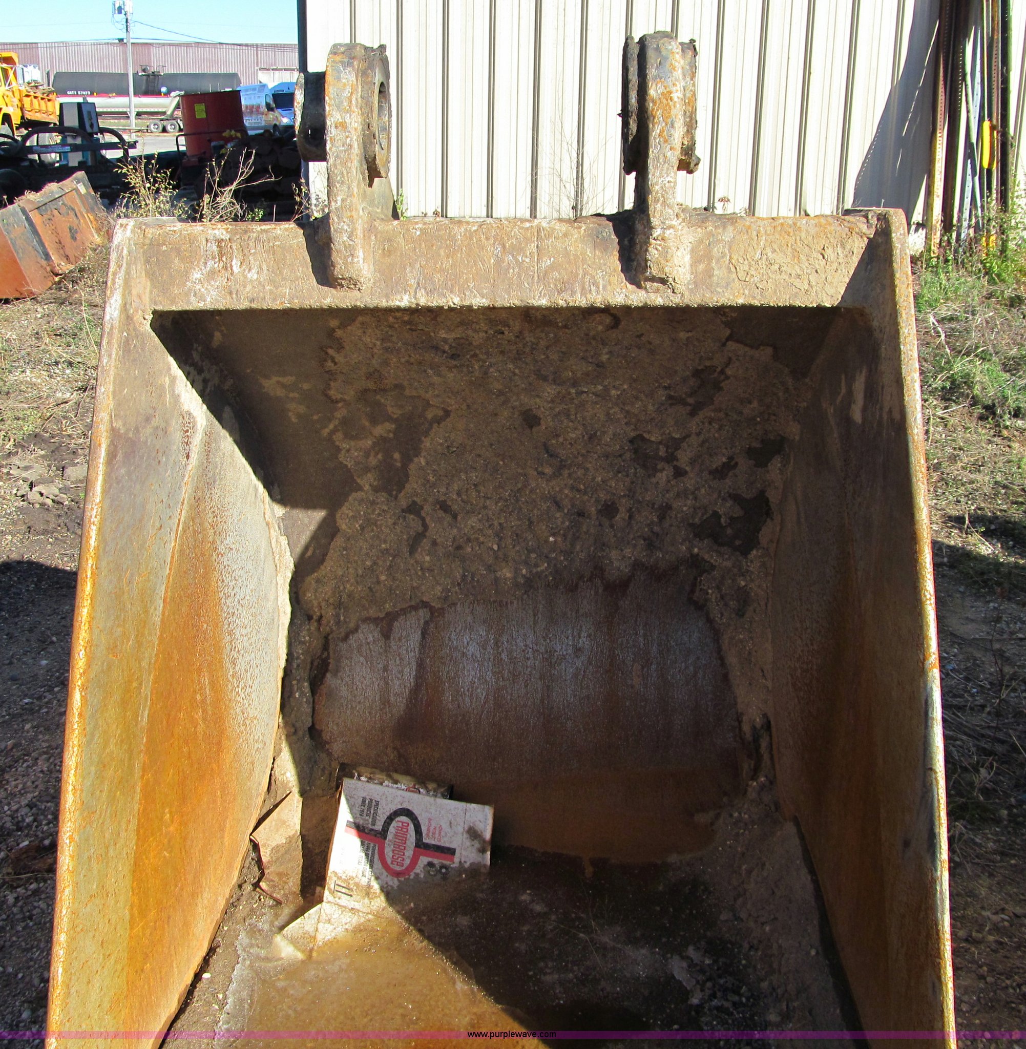 EBI 45" earth bucket in Winona, MN | Item A7546 sold | Purple Wave