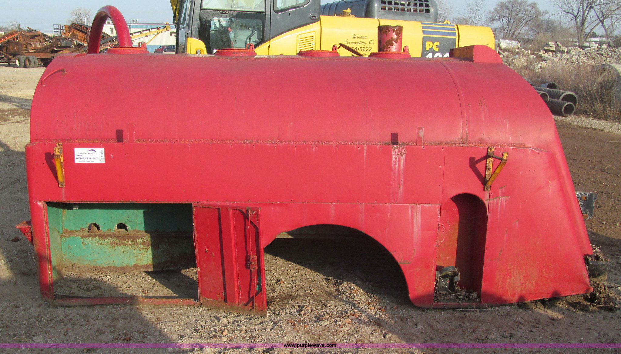 Butler water tank in Winona, MN | Item F5818 sold | Purple Wave
