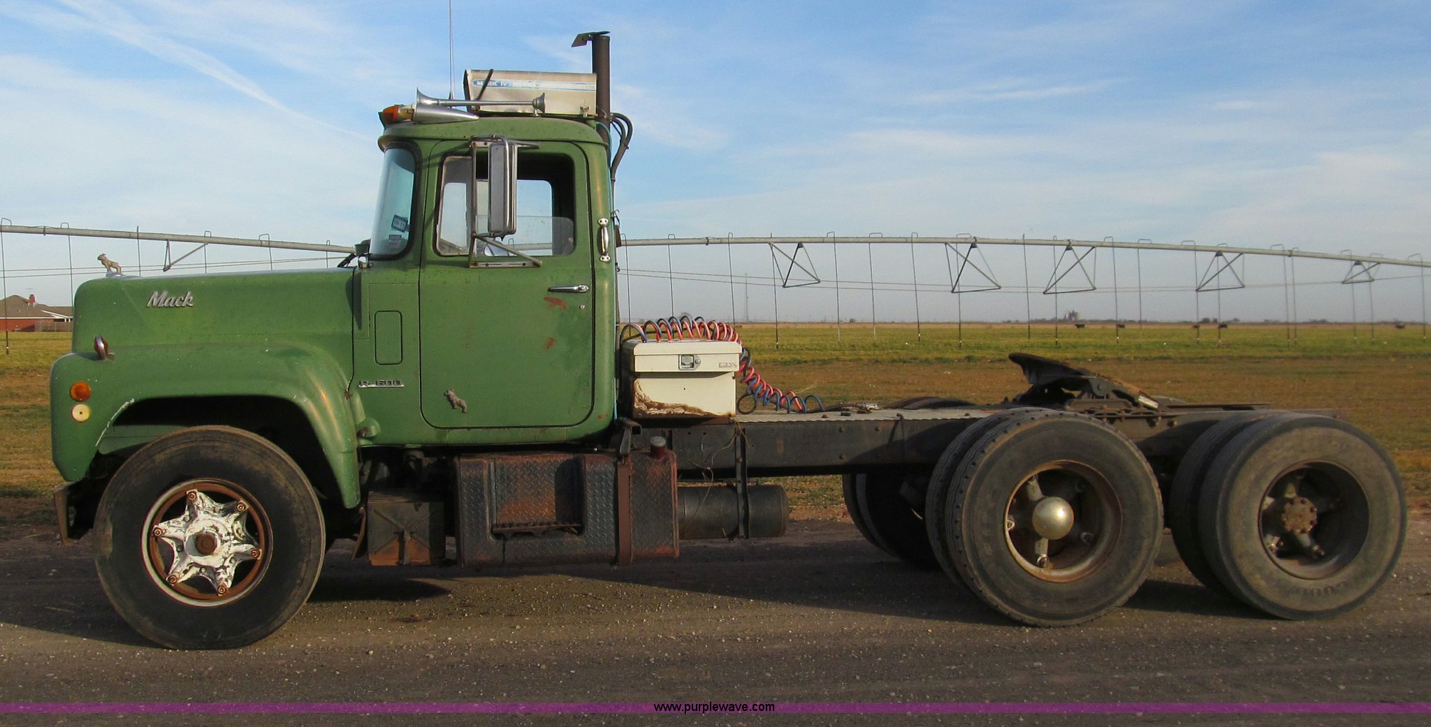 1972 Mack R600 tandem axle semi truck in Kress, TX | Item C3593 sold ...