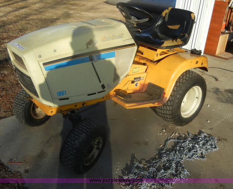 Cub Cadet 1861 lawn mower in Linn, KS | Item AB9915 sold | Purple Wave