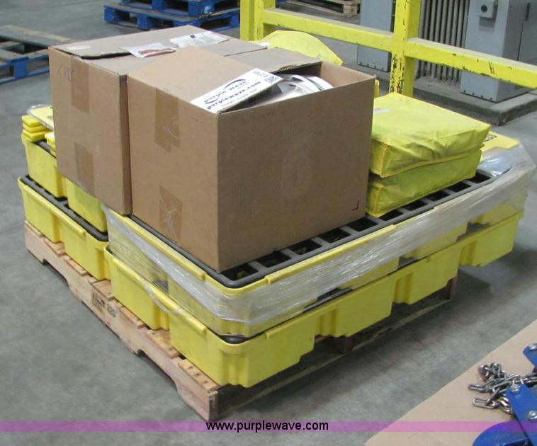 (6) ULine S-12200 universal spill kits in Valley Center, KS | Item ...