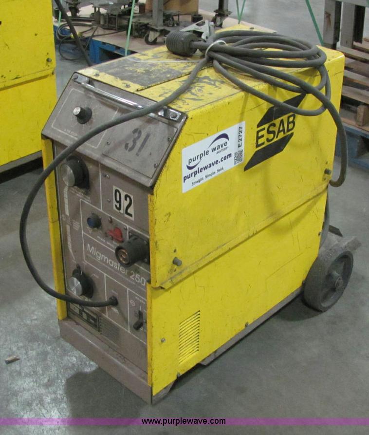 Esab MigMaster 250 welder in Valley Center, KS | Item E2727 sold ...