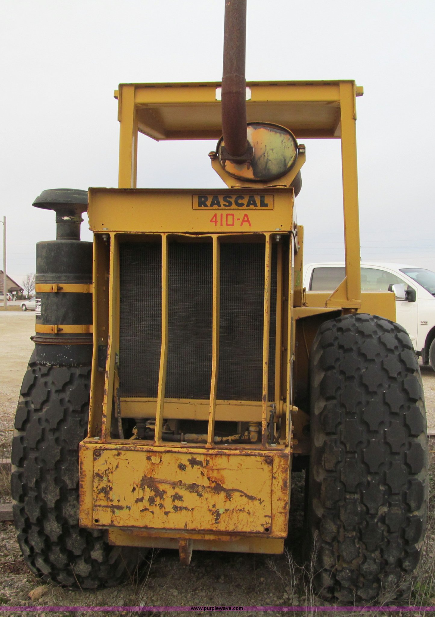 1977 Raygo Rascal 410A smooth drum vibratory roller in Harmony, MN ...