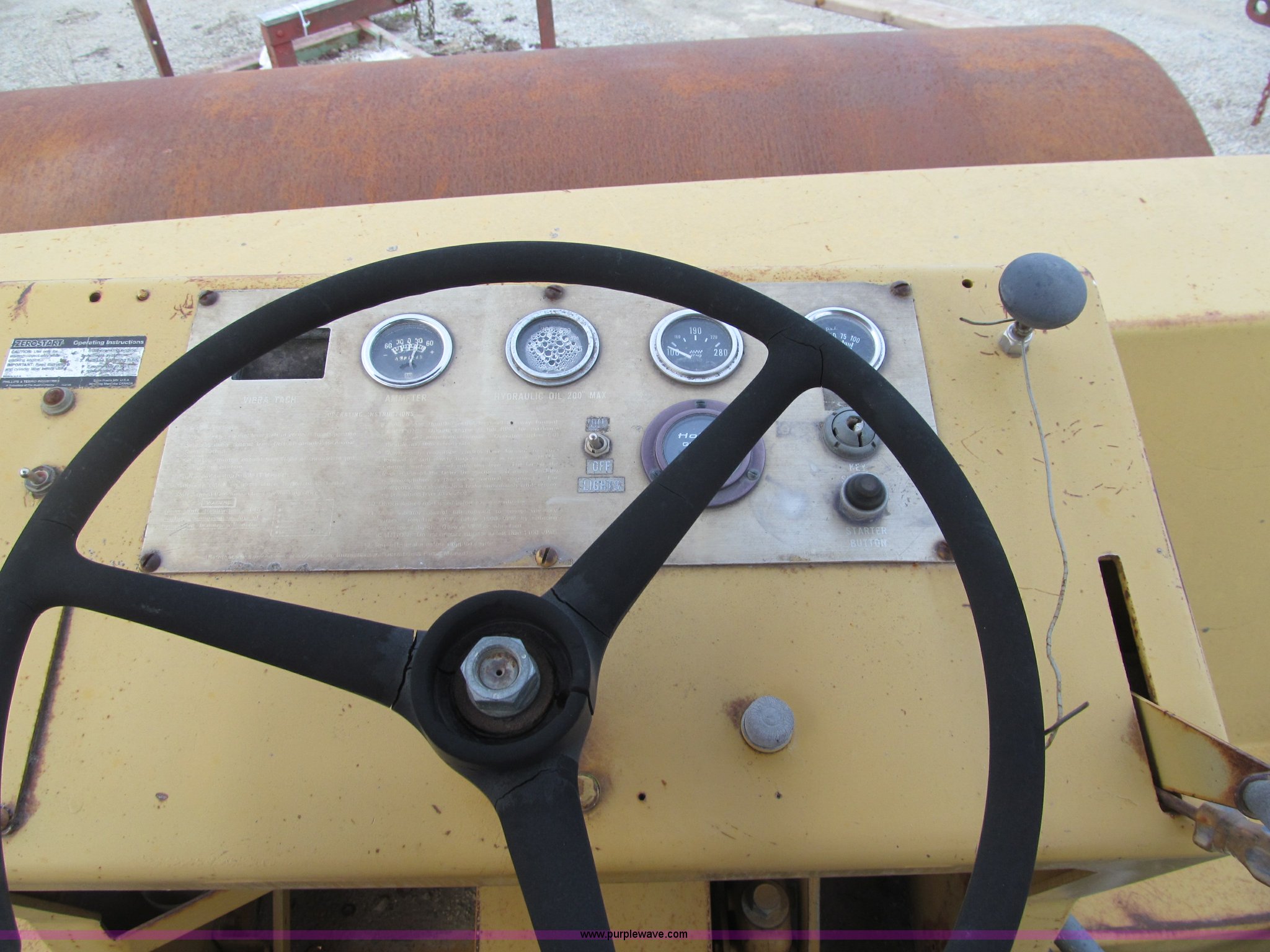 1977 Raygo Rascal 410A smooth drum vibratory roller in Harmony, MN ...