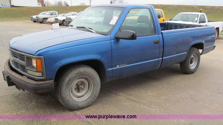 1997 Chevrolet 1500 W/T pickup truck in Lee's Summit, MO | Item E5846 ...