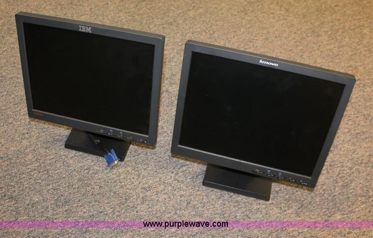 (50) Lenovo/IBM 15" flat screen monitors in Spring Hill, KS | Item ...