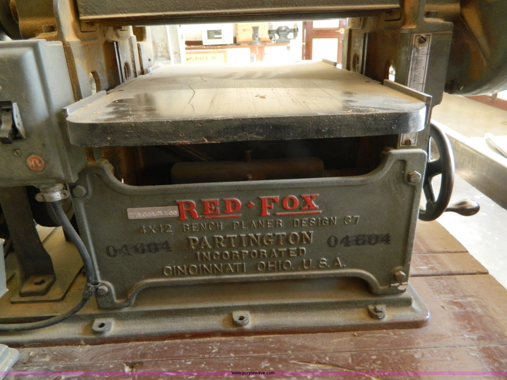 Red Fox 4 x 12 bench planer in Norton, KS | Item Y9232 sold | Purple Wave