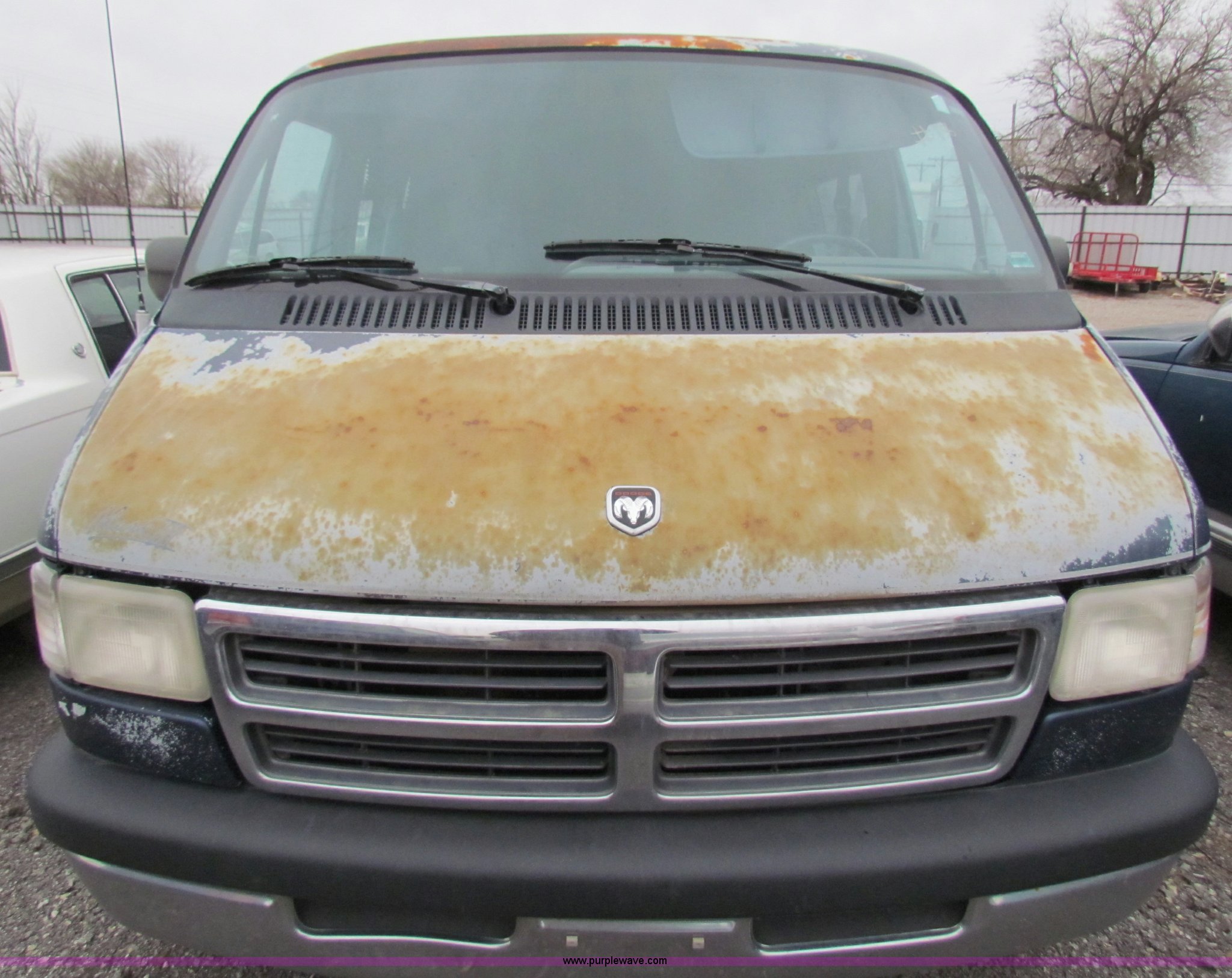 1995 Dodge Ram Mark III van in Emporia, KS | Item E8280 sold | Purple Wave