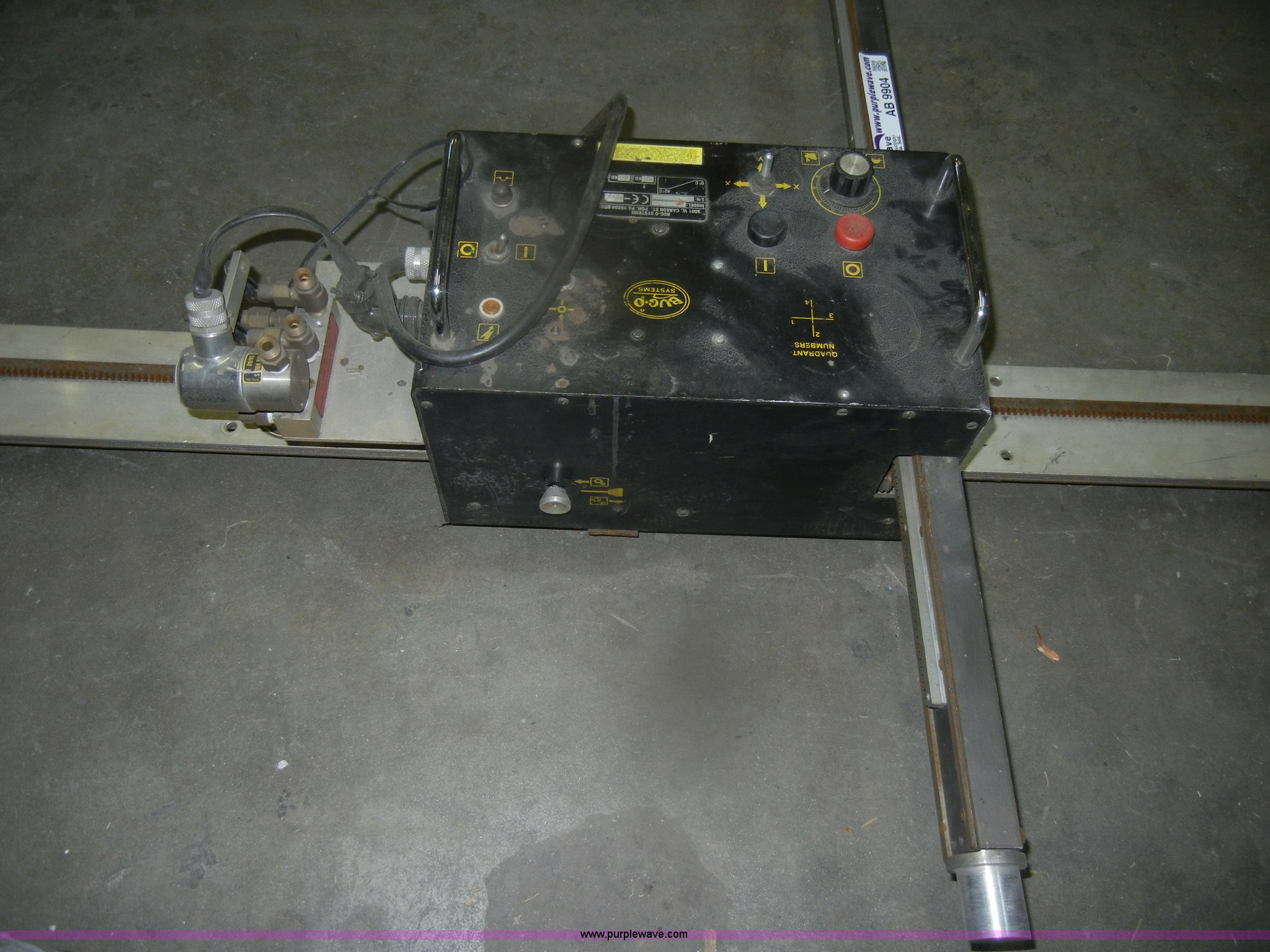 1997 Bug-O-Torch Rail two axis welding/torch cutting guidance unit in ...