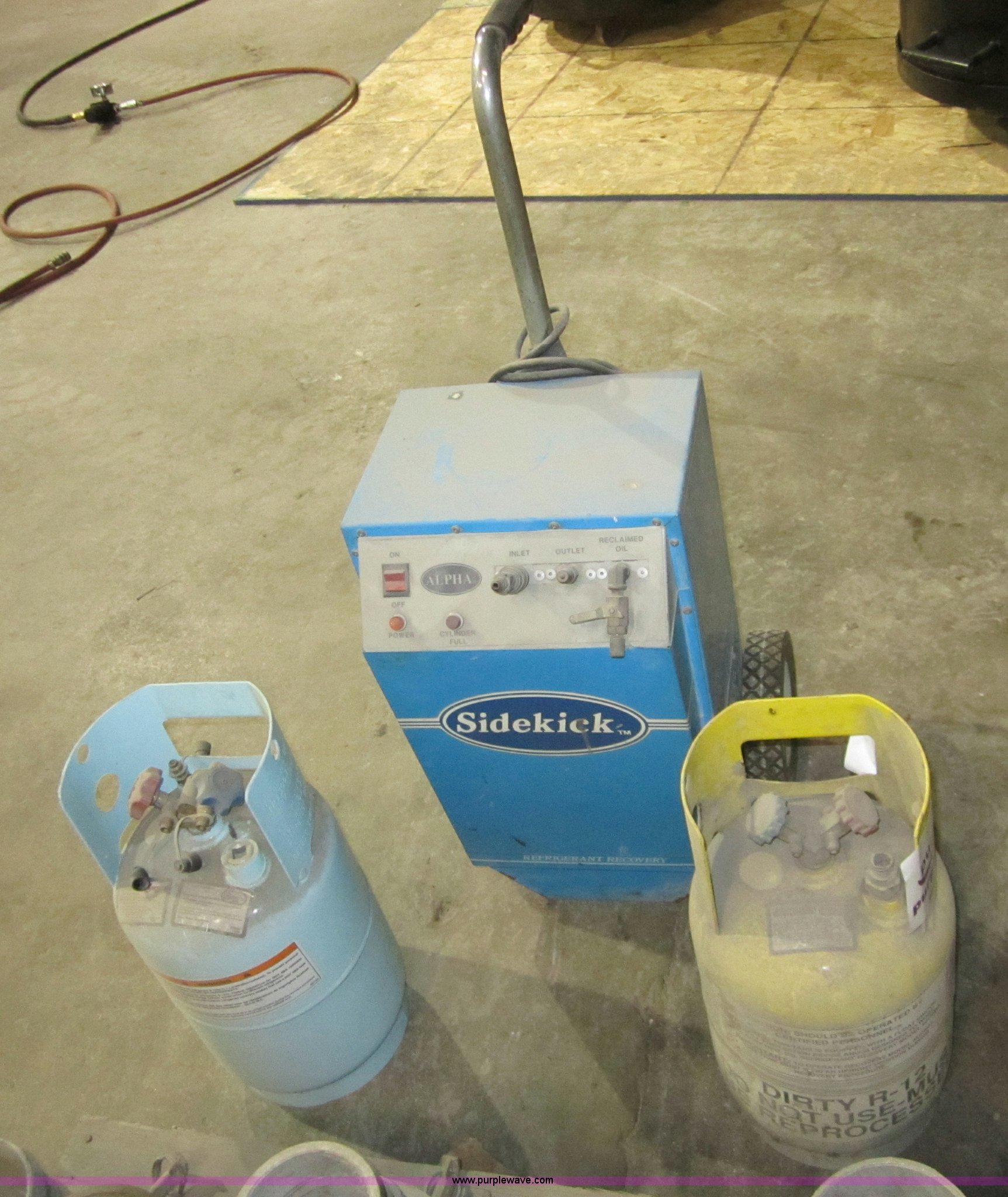 Sidekick Alpha R-12 Freon reclaimer in Fredonia, KS | Item D5743 sold ...