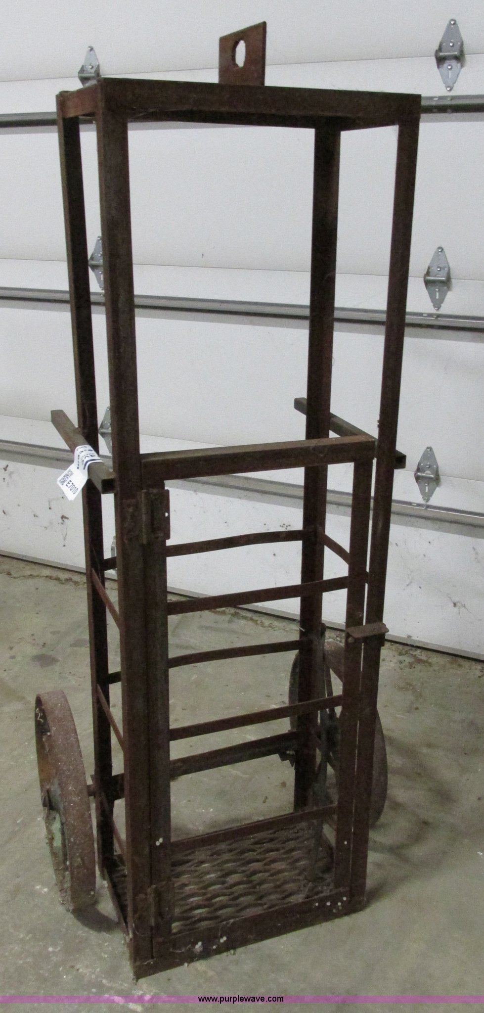 Oxygen/acetylene torch cage in Wright City, MO | Item E7010 sold ...