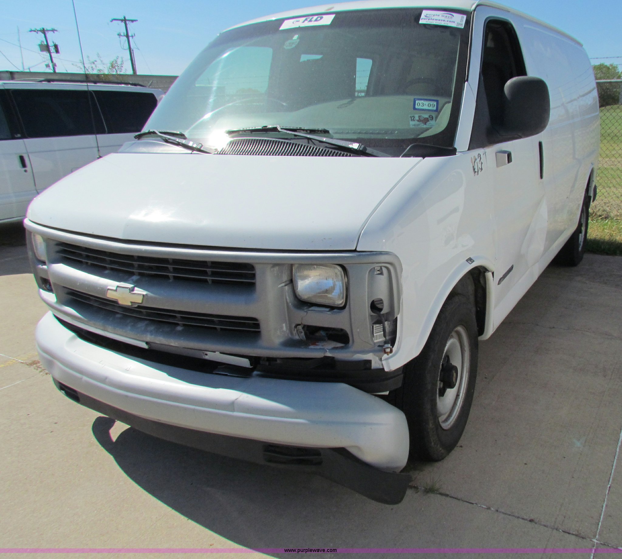 1999 Chevrolet Express G2500 van in Emporia, KS | Item E8108 sold ...