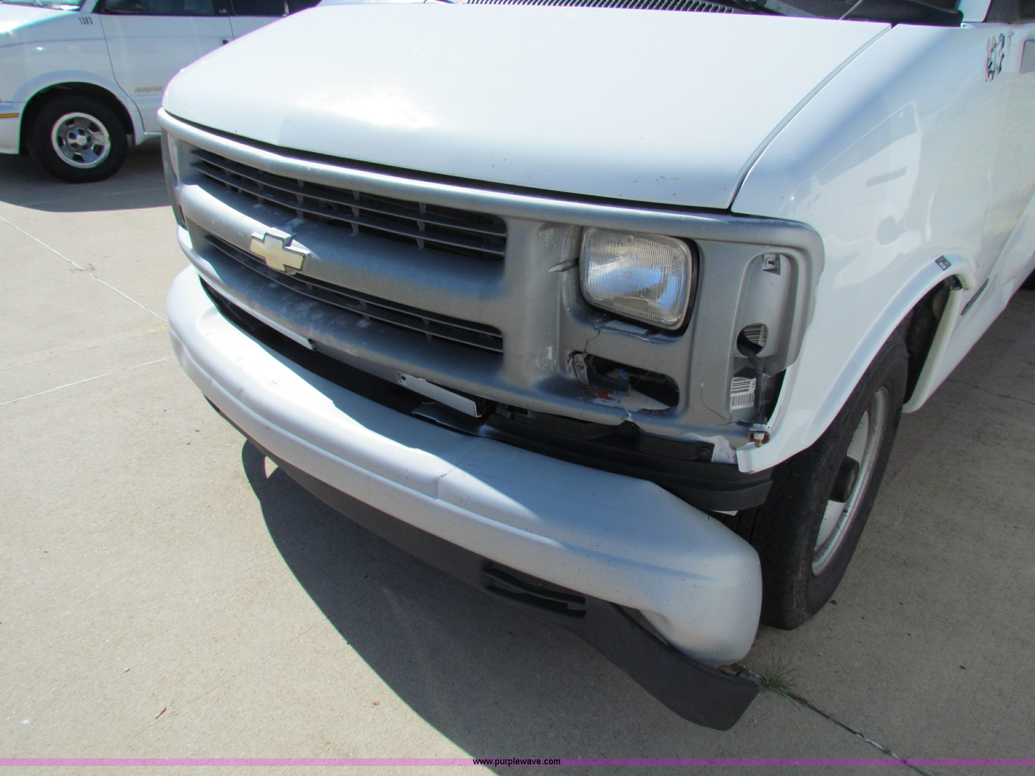1999 Chevrolet Express G2500 van in Emporia, KS | Item E8108 sold ...
