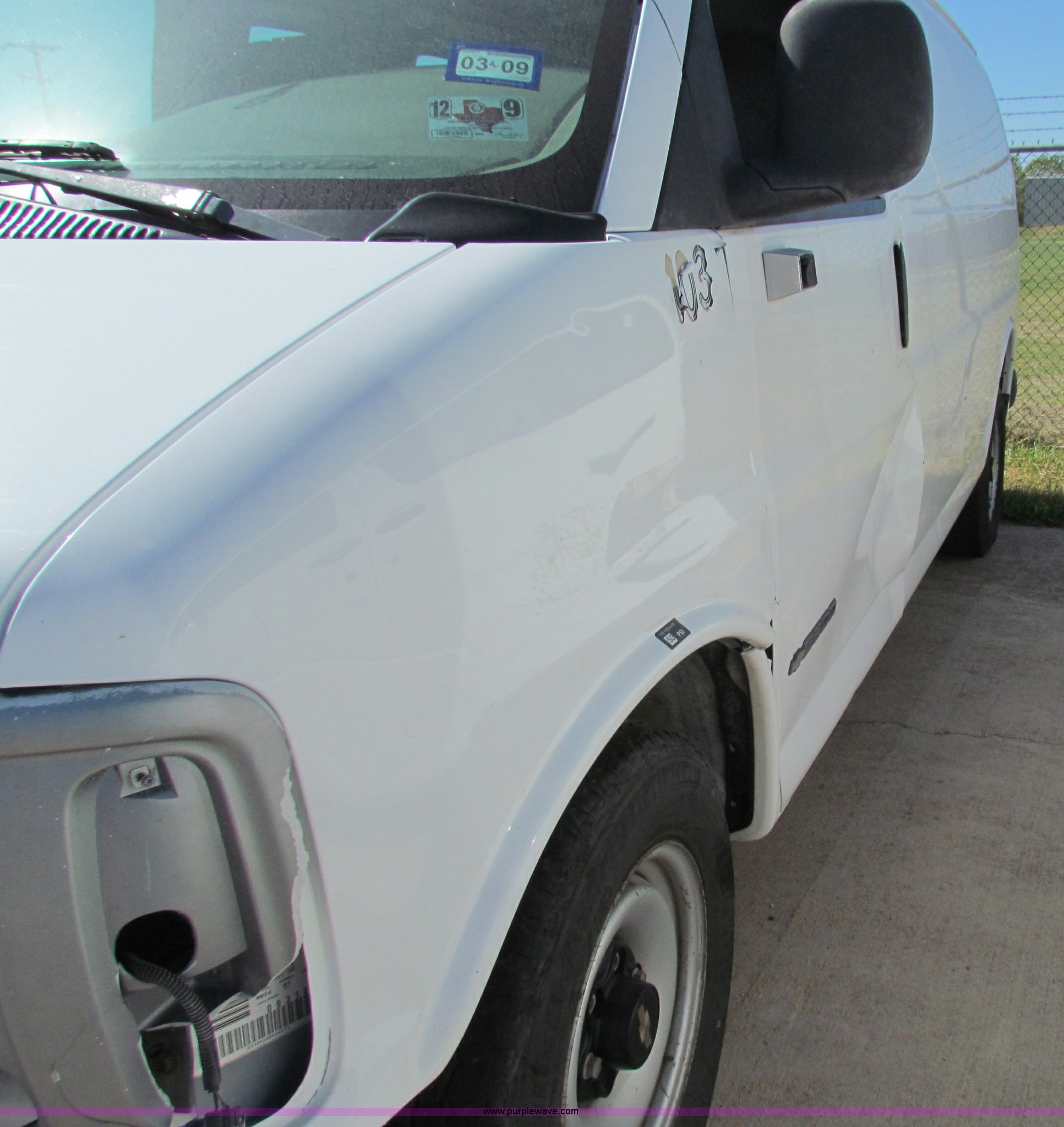 1999 Chevrolet Express G2500 van in Emporia, KS | Item E8108 sold ...
