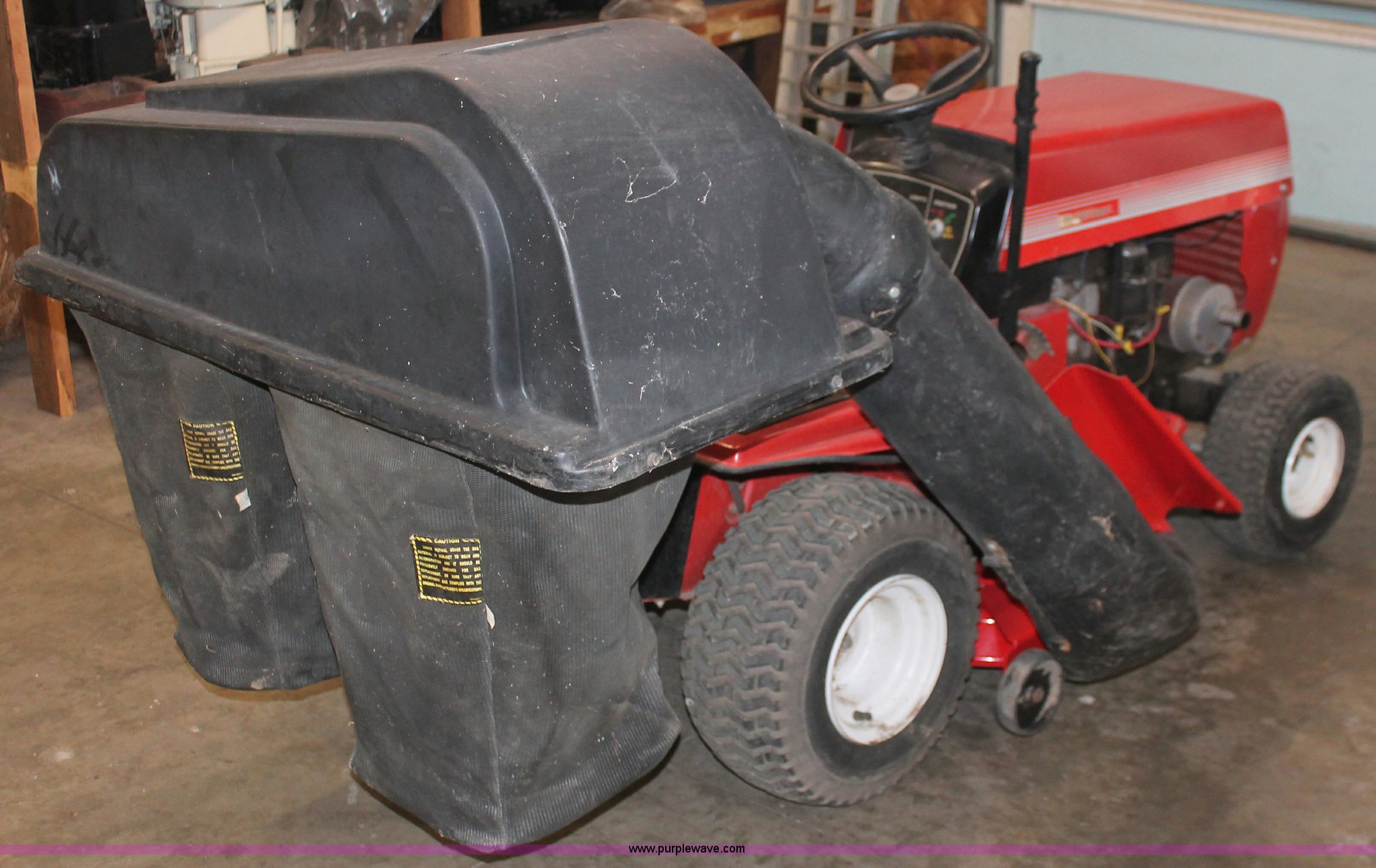 Montgomery Ward lawn tractor in Abilene, KS | Item V9249 sold | Purple Wave
