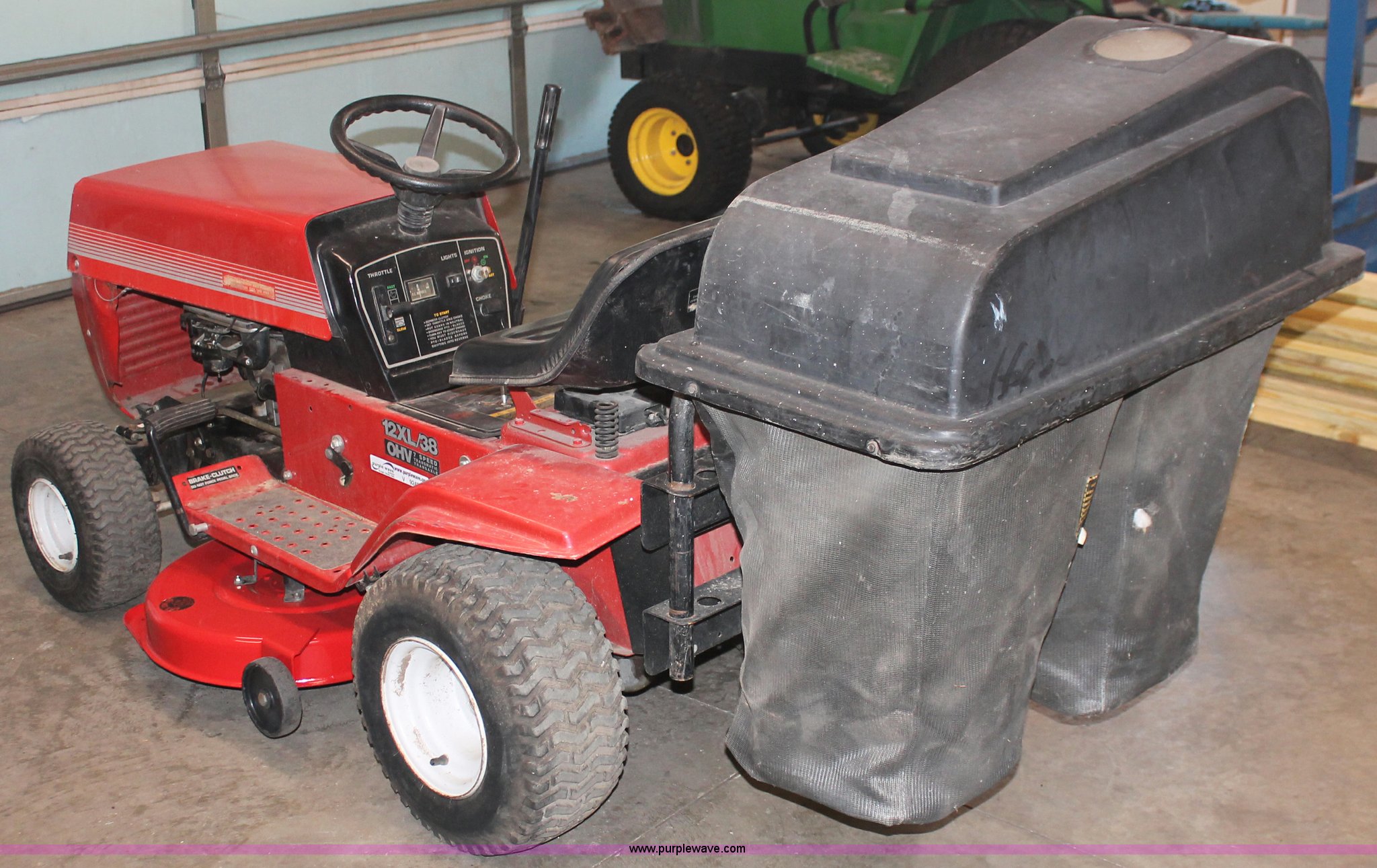Montgomery Ward lawn tractor in Abilene, KS | Item V9249 sold | Purple Wave