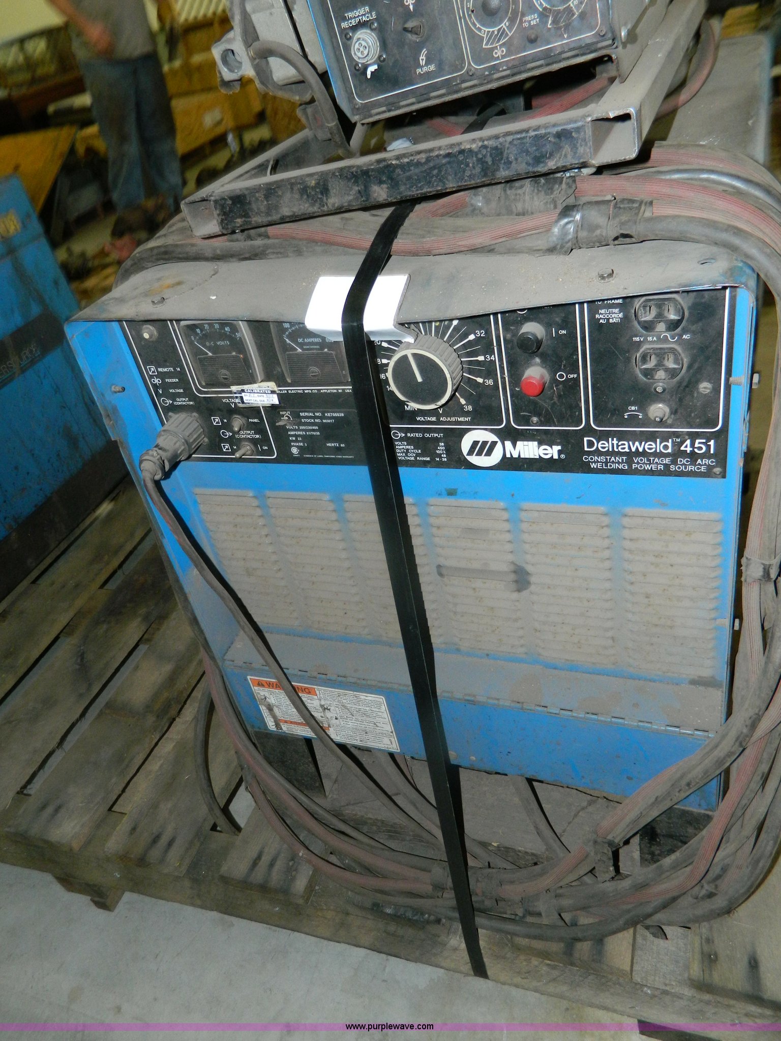 Miller Delta 451 welder in Concordia, KS | Item Y9134 sold | Purple Wave